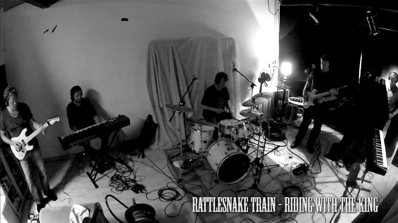 Rattlesnake Train Riding With The King - YouTube