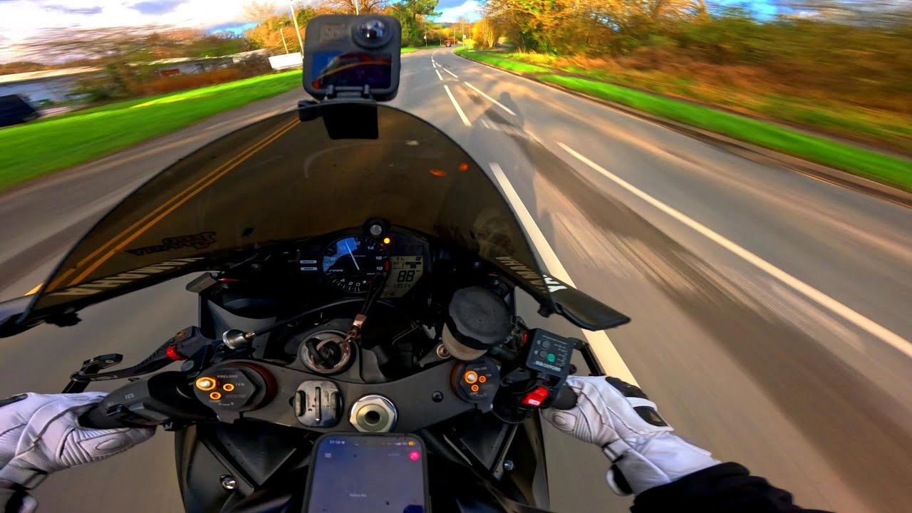 MY FIRST TIME RIDING A 2017 YAMAHA R6 - YouTube