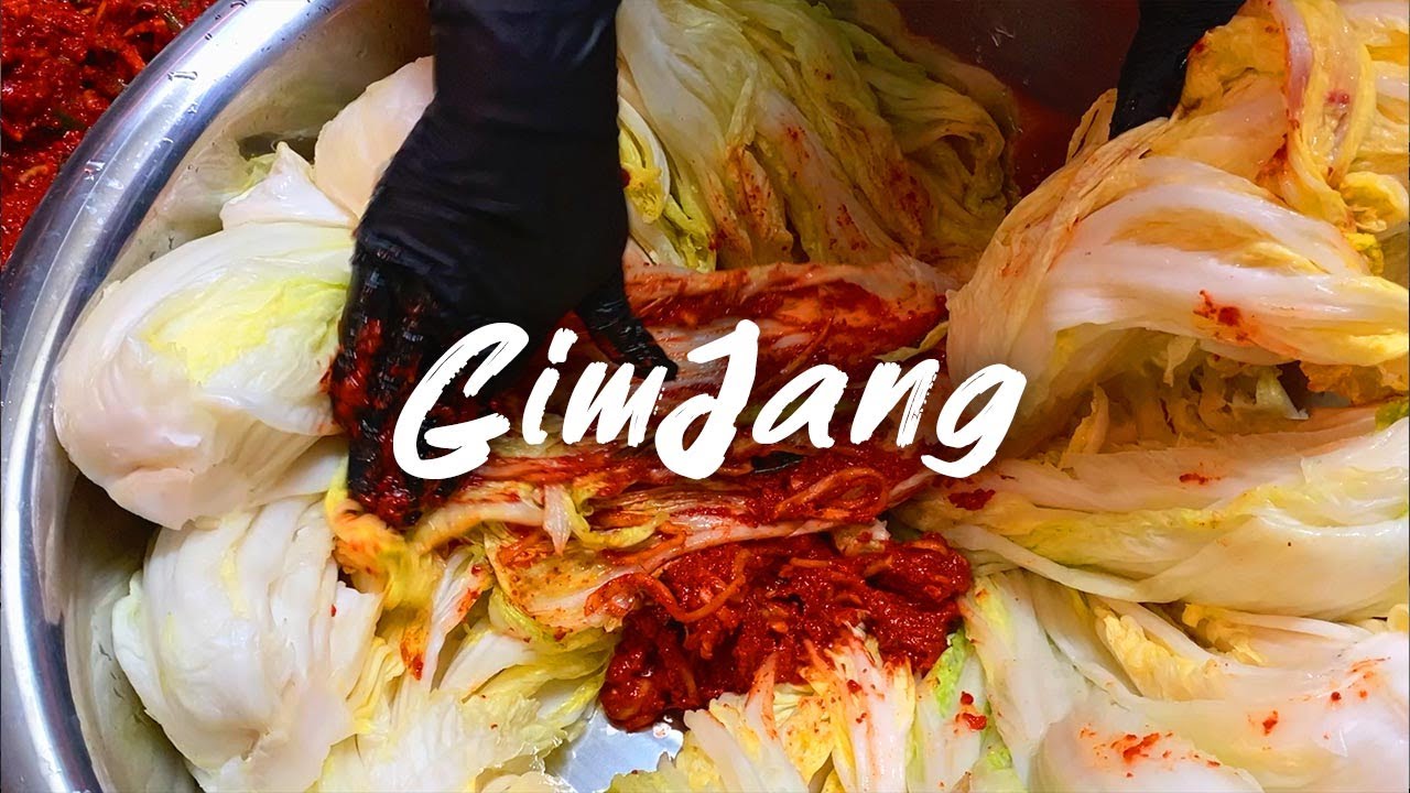 Gimjang. make Kimchi for winter in Korea - YouTube