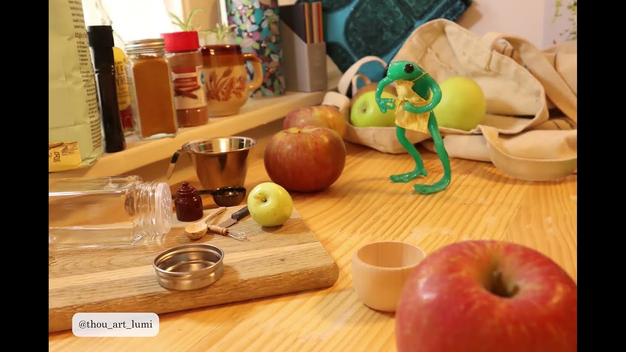~ Frog Makes A Pie ~ - YouTube