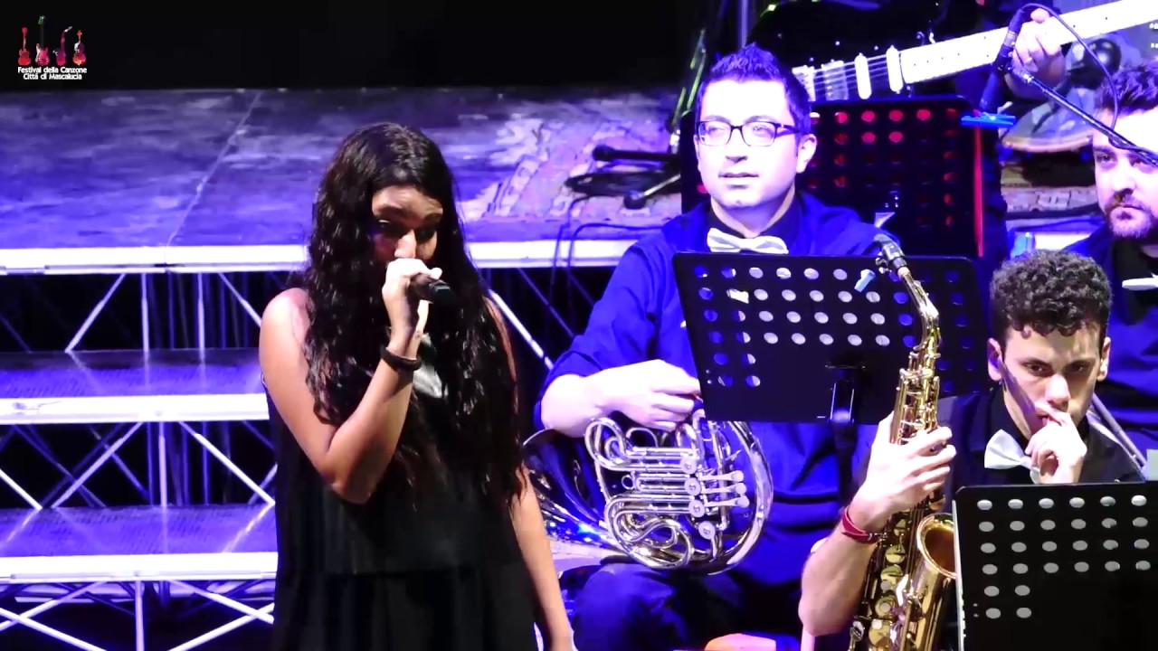 XI° Festival di Mascalucia - 1° Serata - Esibizione Jennifer Giunta ...