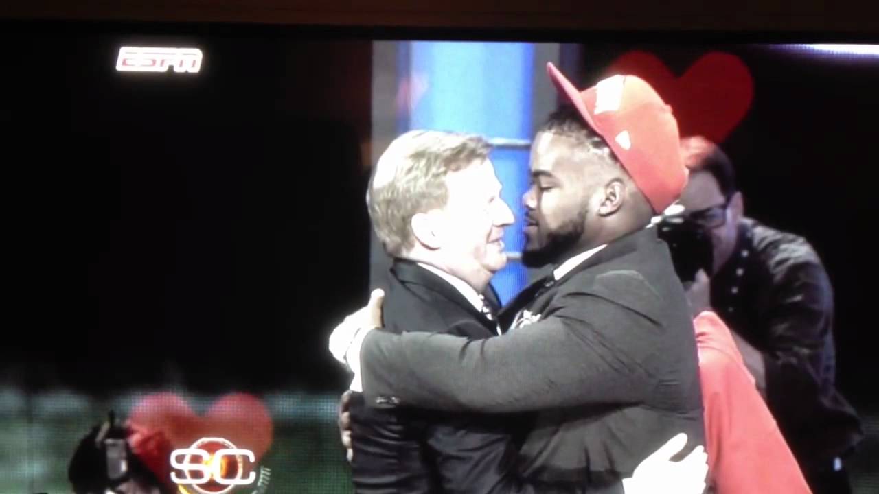 2012 NFL Draft Hugging - YouTube