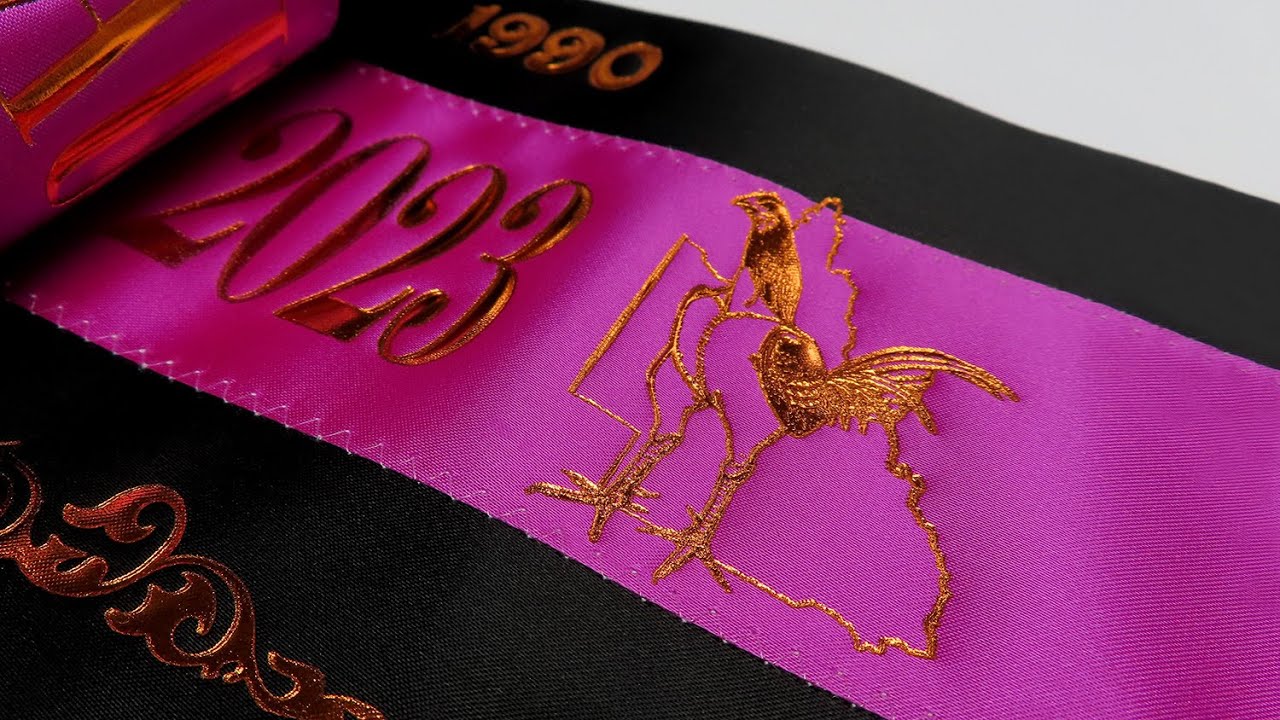 Copper Hot Foil On A Poultry Sash (Agricultural Sashes) - YouTube