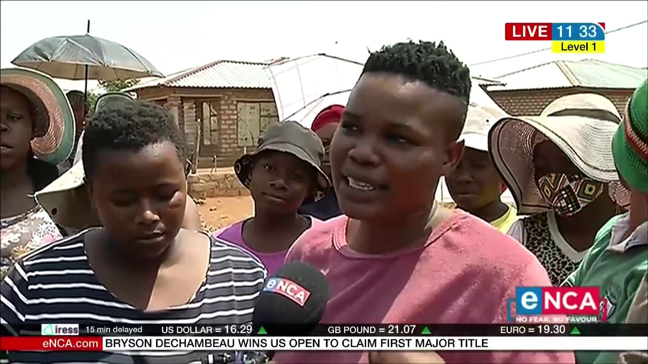 Community of Botlokwa in Limpopo protest over water - YouTube