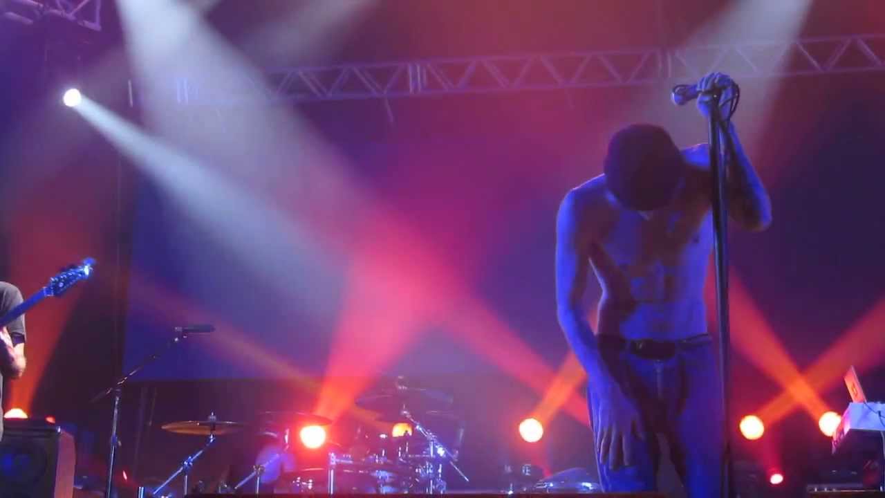 INCUBUS - WARNING - Curitiba, Brazil 2013 - First Row HD - YouTube