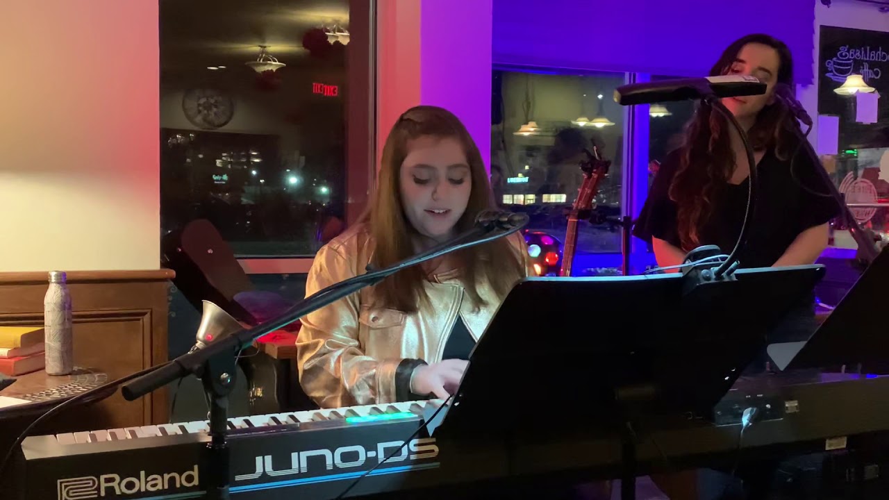 Julia Gold - Pefect - YouTube