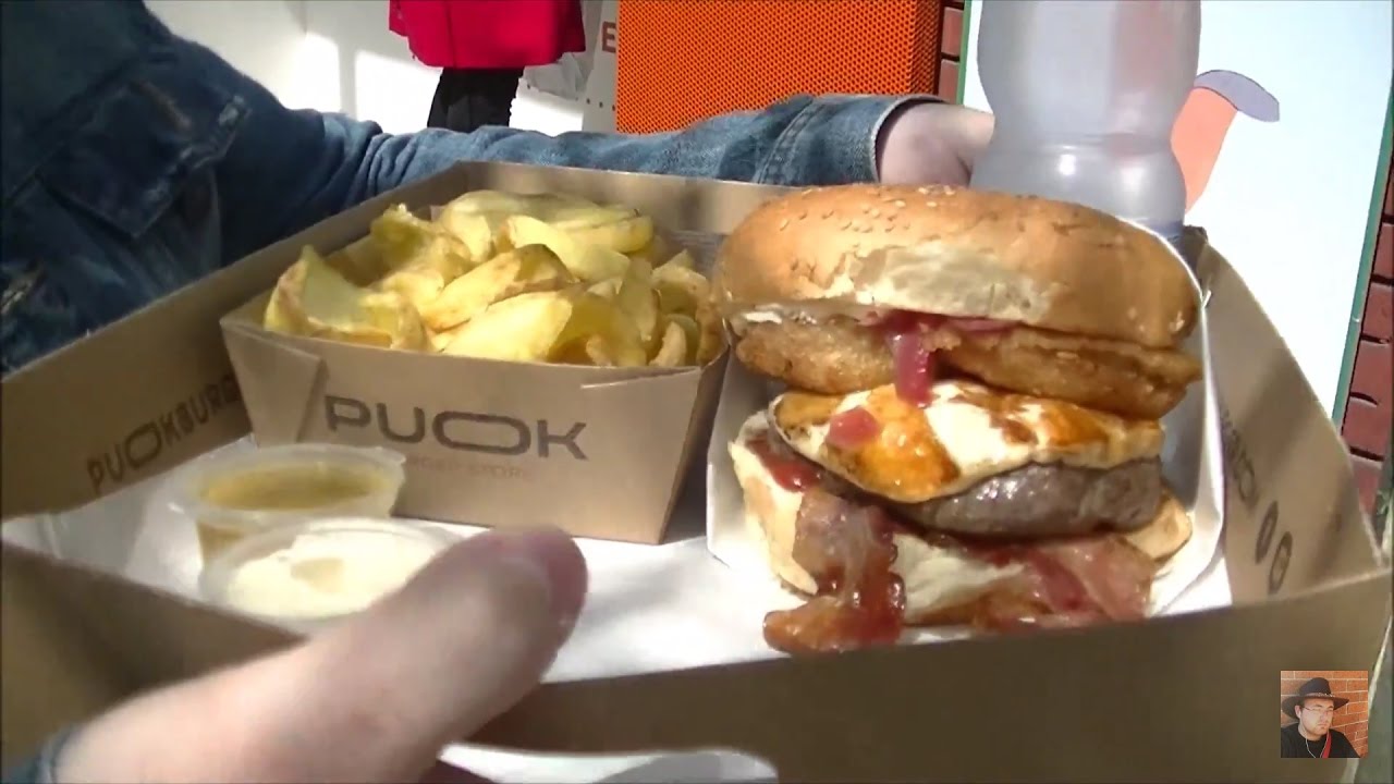 MANGIO IL MITICO PANINO DI PUOK BURGER!! - YouTube