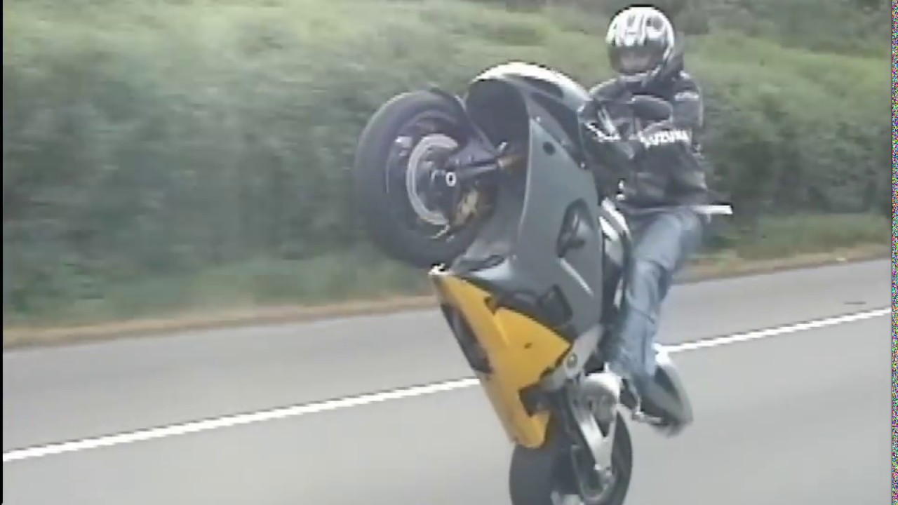 The Best of R7 Stunts, Motorcycles, GIXXER1000, R1 Riding Extreme ...