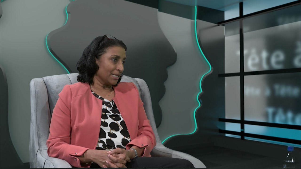 TÈTE a TÈTE: May De Silva 13-12-2021 - YouTube