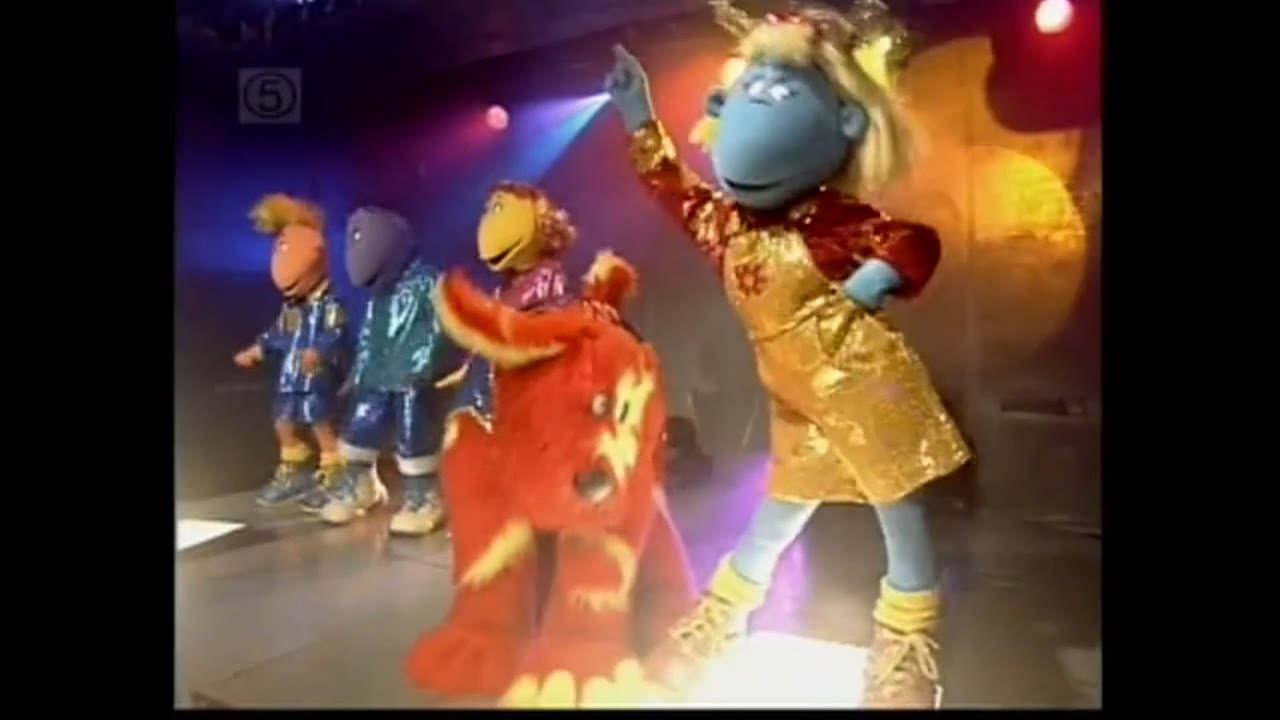Tweenies - I Believe In Christmas (Pepsi Chart, 6th December 2001 ...
