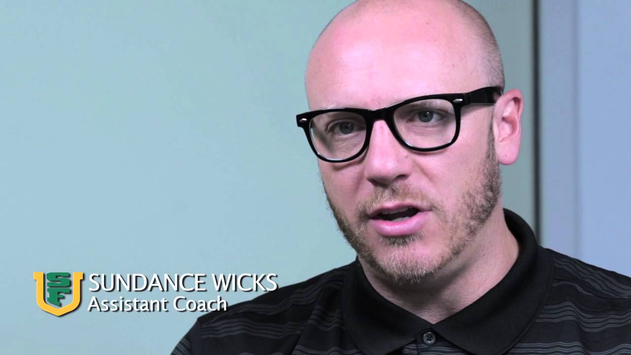 Behind the Mask, S. 2, Ep. 4 - Dons Spotlight with Nate Renfro - YouTube