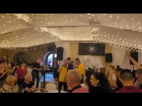 Žare i Milenko - Oj Krajino pjesmo moja Uživo (2023) - YouTube