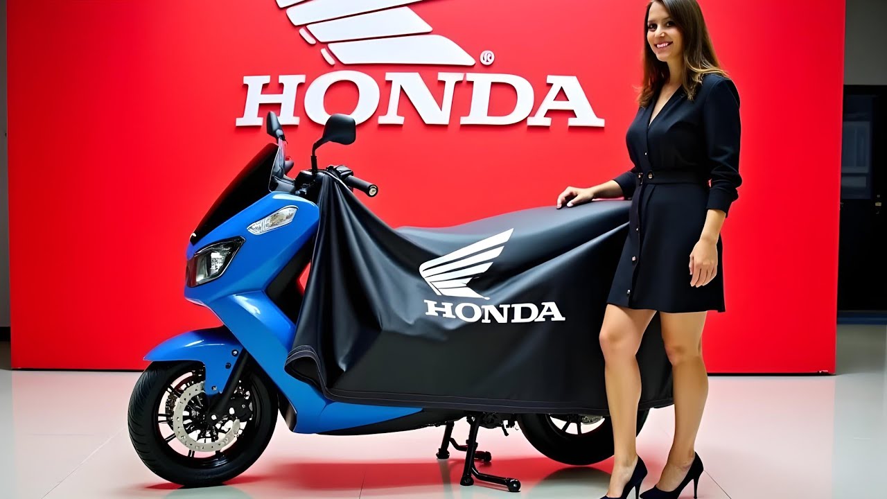 2025 Honda ADV 500cc Scooter: The Ultimate Adventure Machine! - YouTube