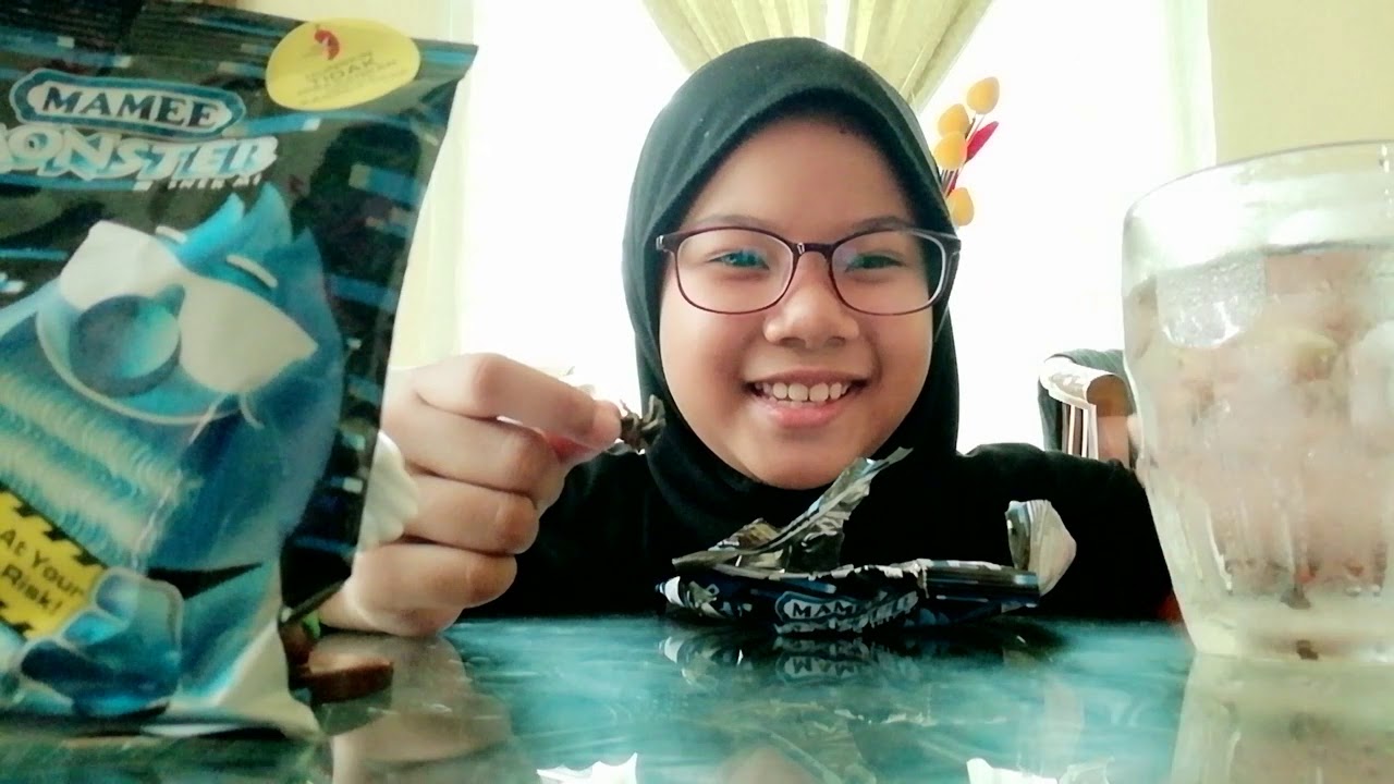 Challenge makan mamee monster ghost papers 🤯🤯(tahan 5 minutes) - YouTube