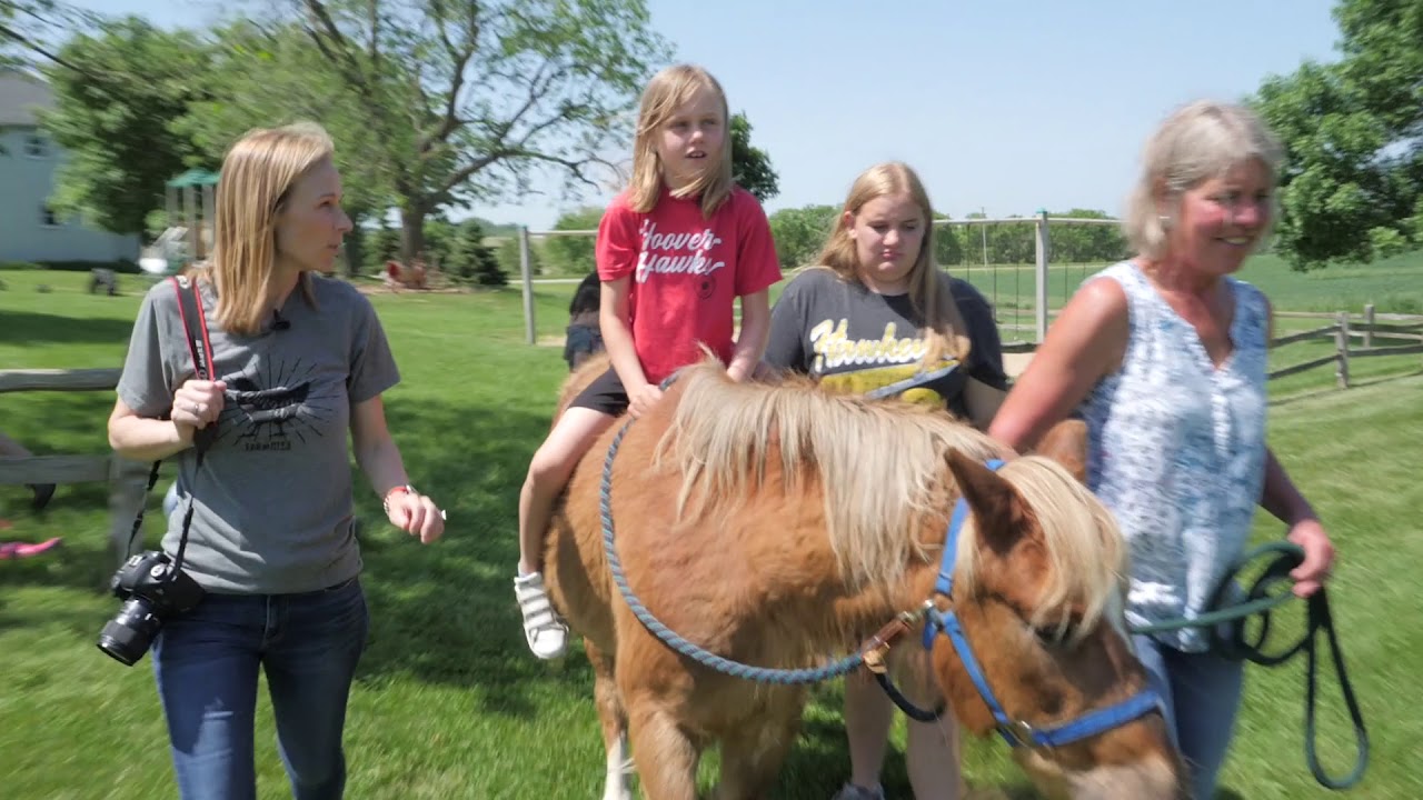 Preschoolers Enjoy Pony Rides at Kinderfarm (FarmHer S5 EP9) - YouTube