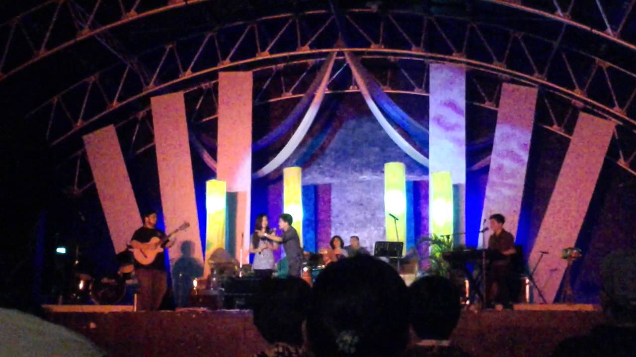Quinto Family in UCCP miniconcert - YouTube