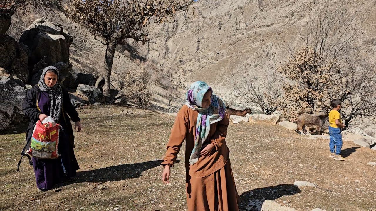 Nomadic Life in Iran: Nomadic Women Herders: Nomadic Herders in the ...