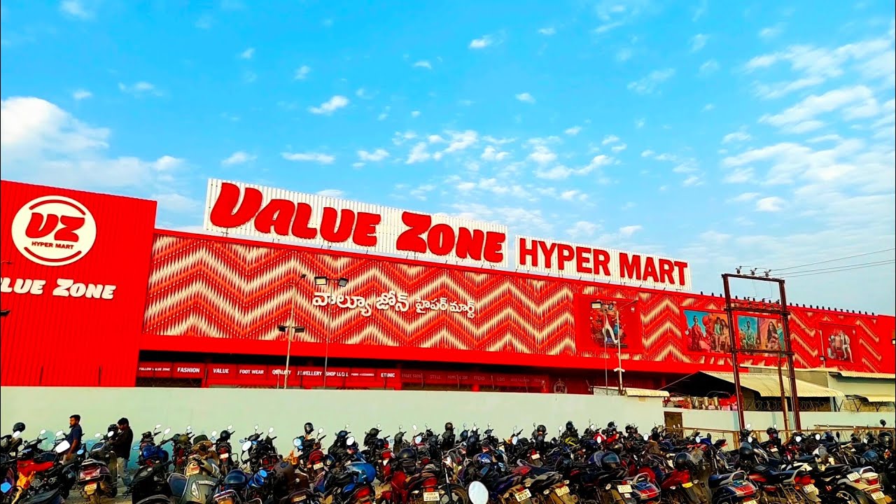 మన హైదరాబాదు లోని పటాన్ చెరు దగ్గర Value Zone Hyper Market - YouTube