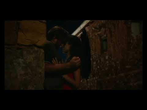 Hot kissing scene of Engin Altan  #enginaltanduzyatan #ertugrul #halime #love #esrabilgic