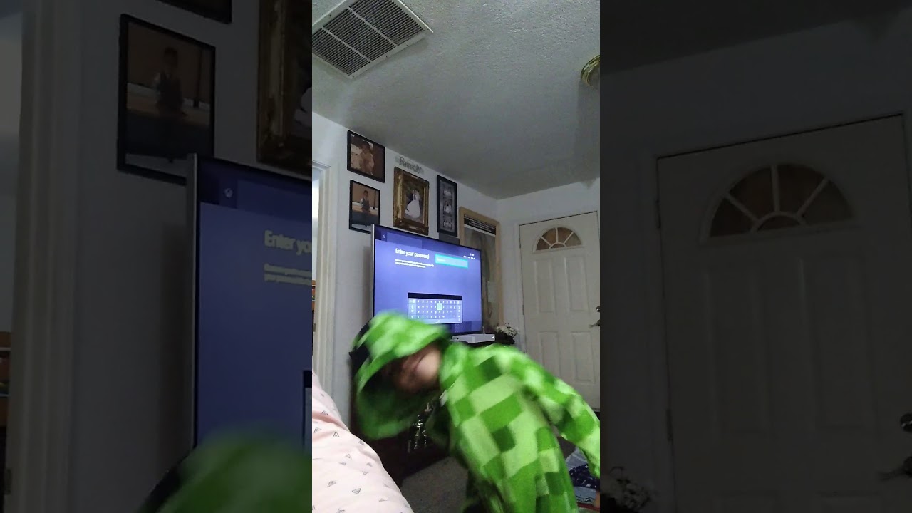 Minecraft kid... - YouTube