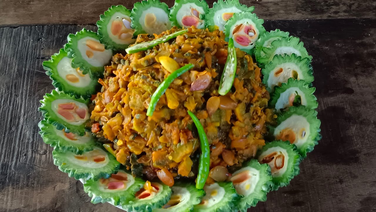 Pavakka Roast | പാവക്ക റോസ്റ്റ് - YouTube