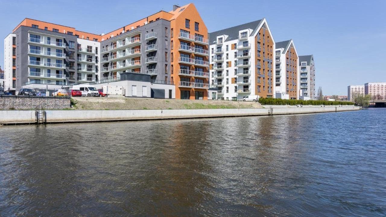 Stay Win Aura Gdańsk II, Gdańsk, Poland - YouTube
