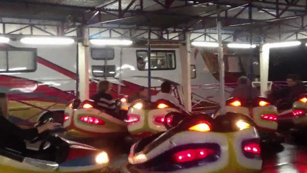 Carrinho de Choque no Parque Stallone - YouTube