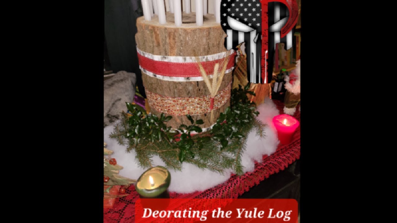 Decorating the Yule Log - YouTube