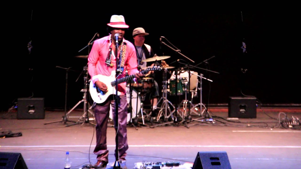 Mclin Ladell Blues en Cartagena VJF - YouTube