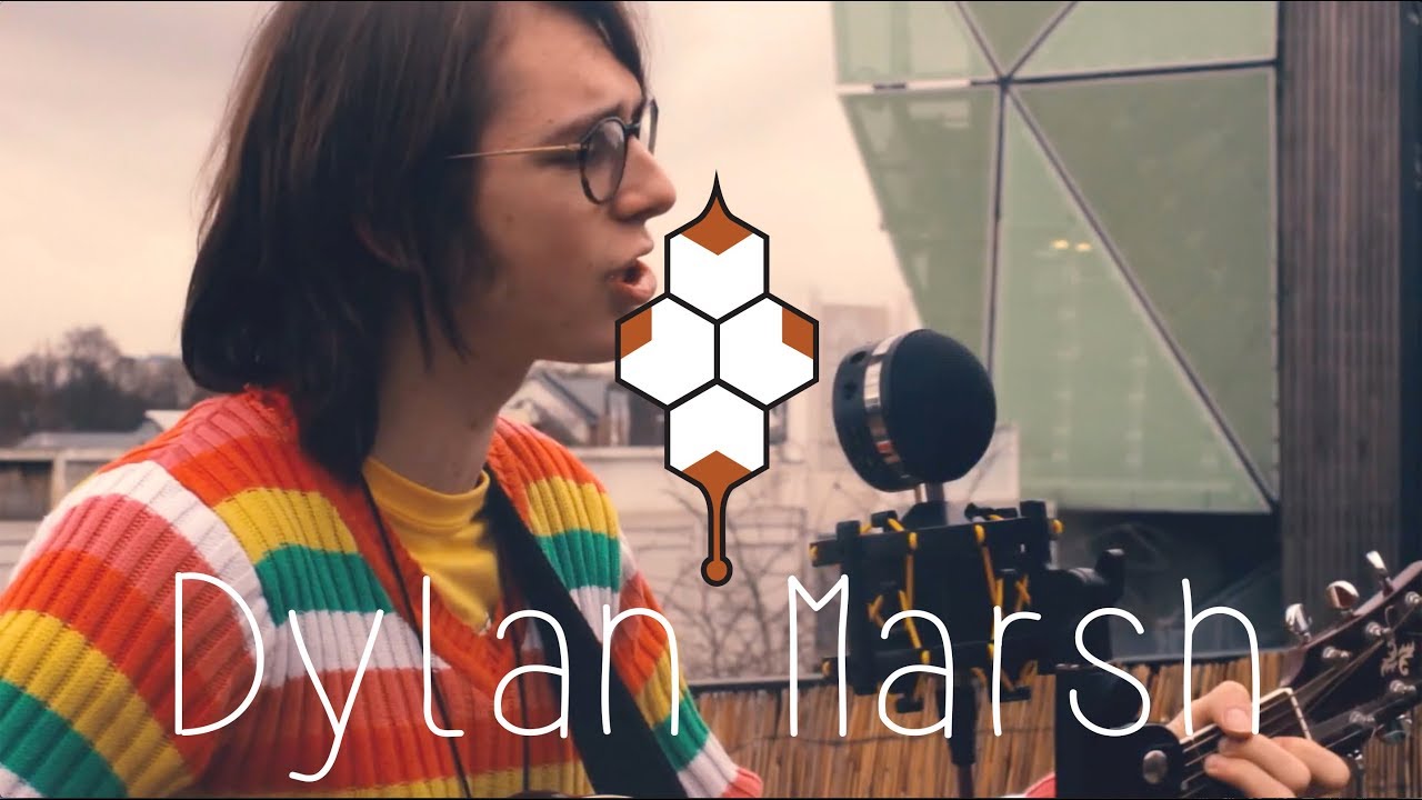Dylan Marsh - Redecorated (Live in the Hive) - YouTube
