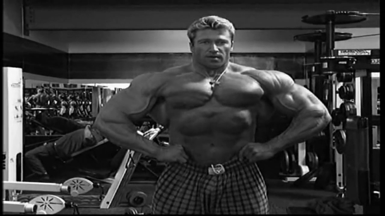 GUNTER SCHLIERKAMP gym posing before MR OLYMPIA 2000 - YouTube