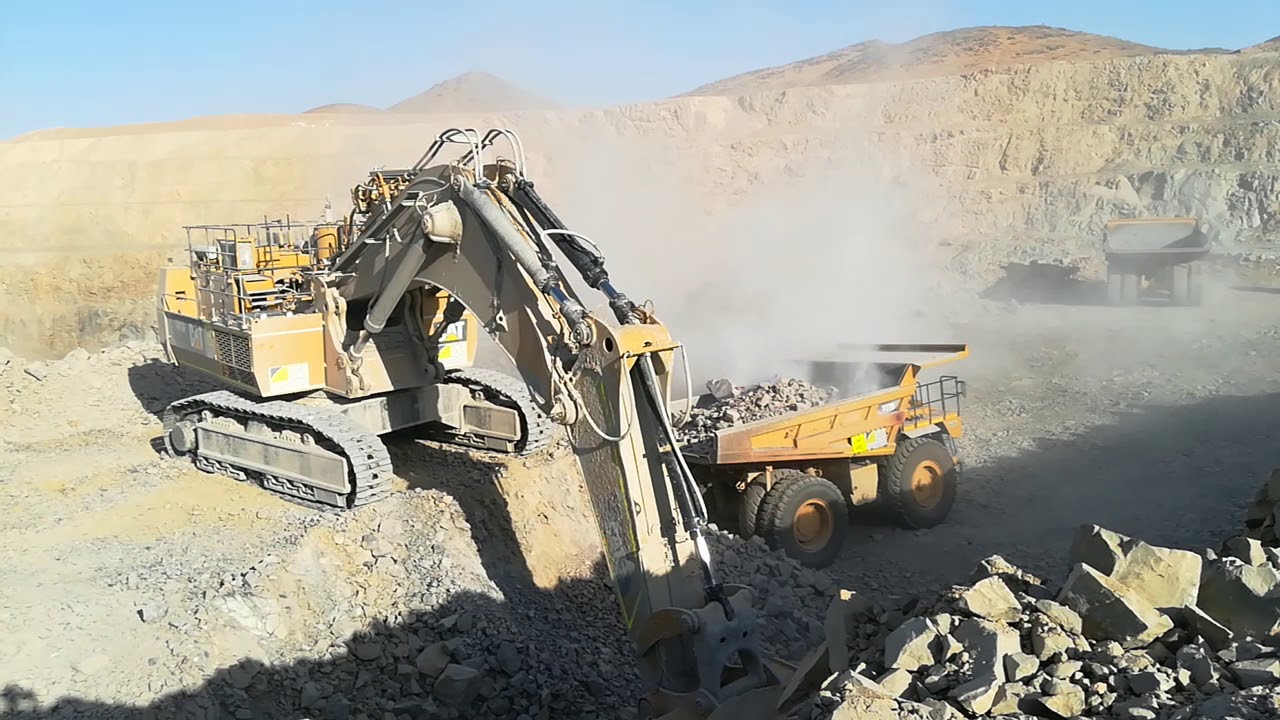 CAT 6018 CYCLE TIME 2 min 40 sec 90 deg. bottom loading angle on ...