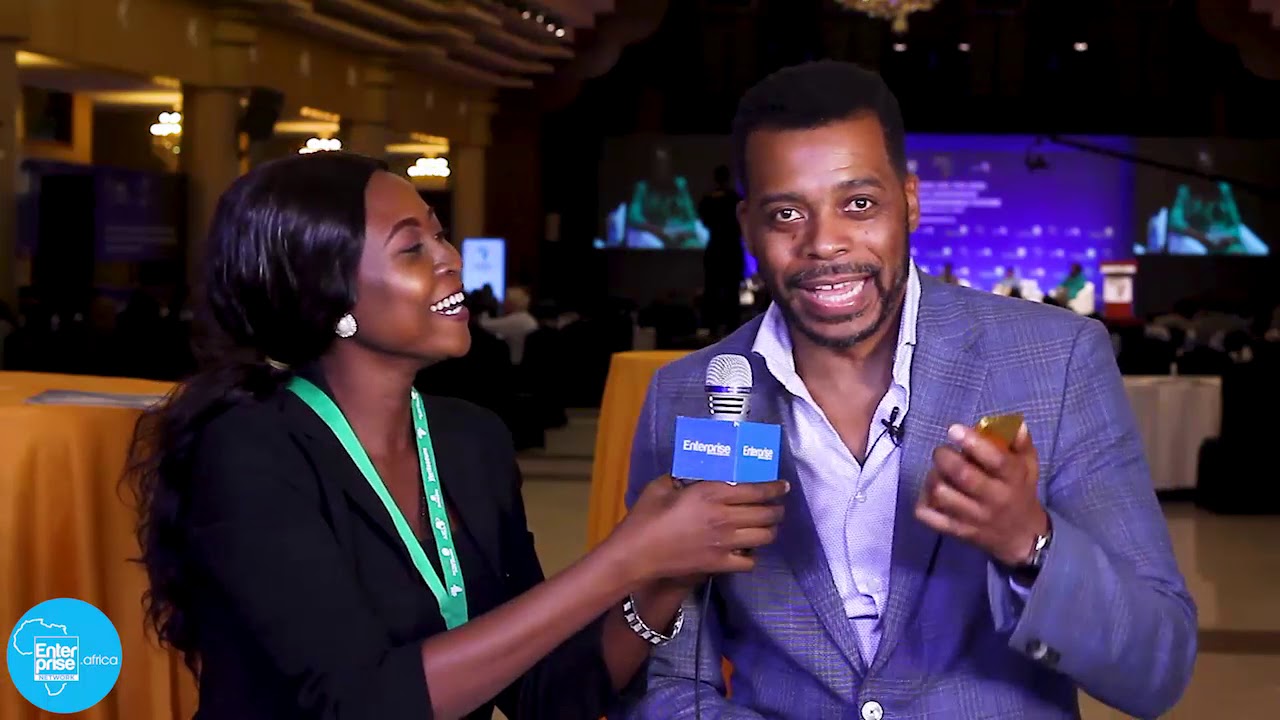 Interview with the CEO, Veritaseum, Reggie Middleton - YouTube