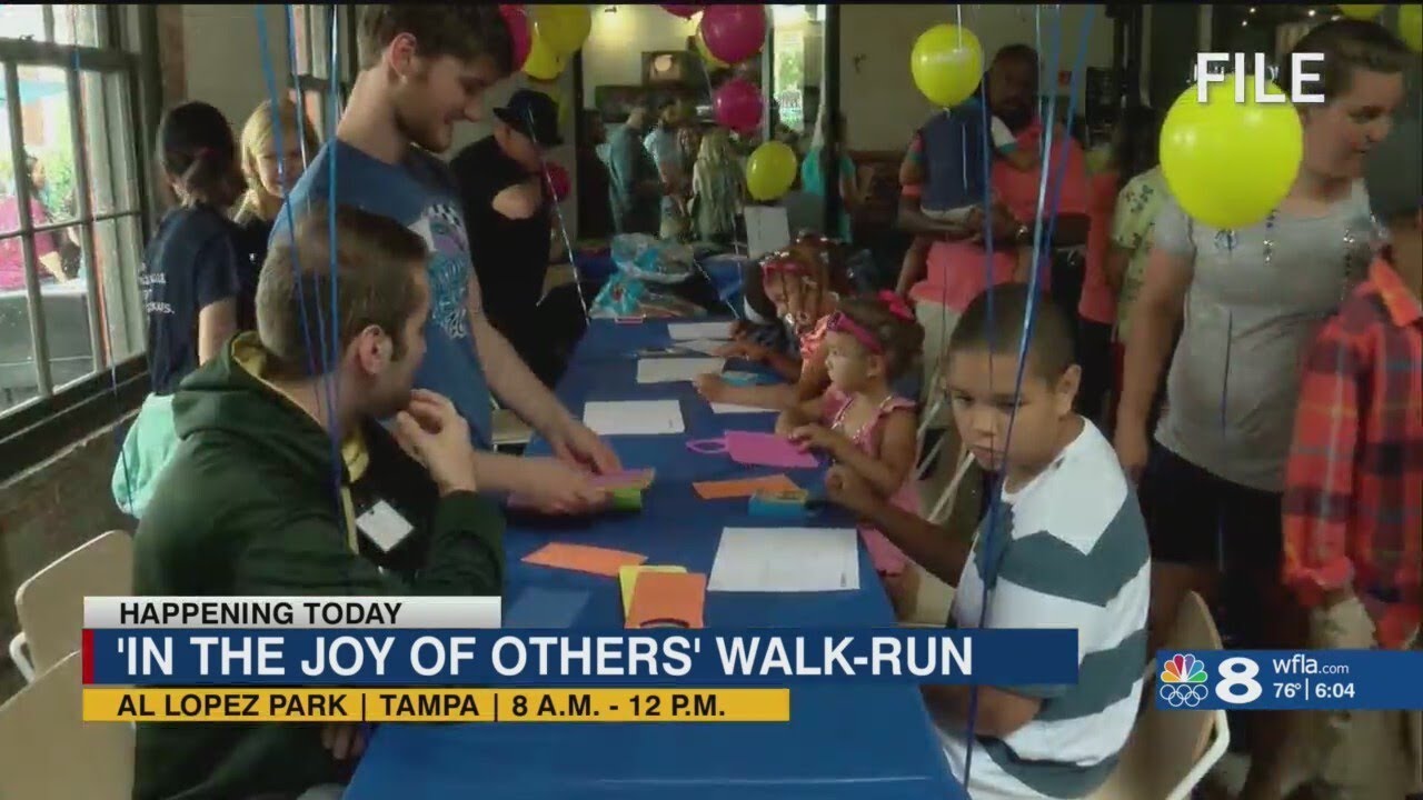 Hundreds of people gather in Tampa for annual charity walk-run - YouTube
