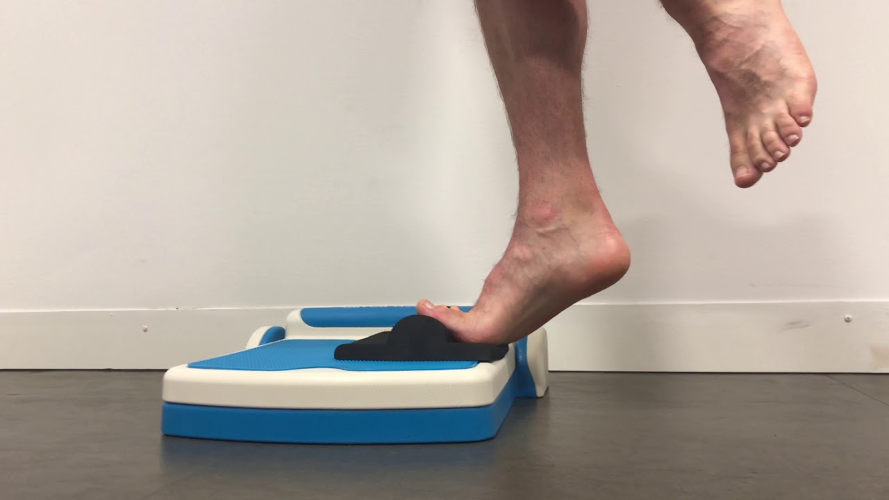 Using the Fasciitis Fighter to help plantar fasciitis - YouTube