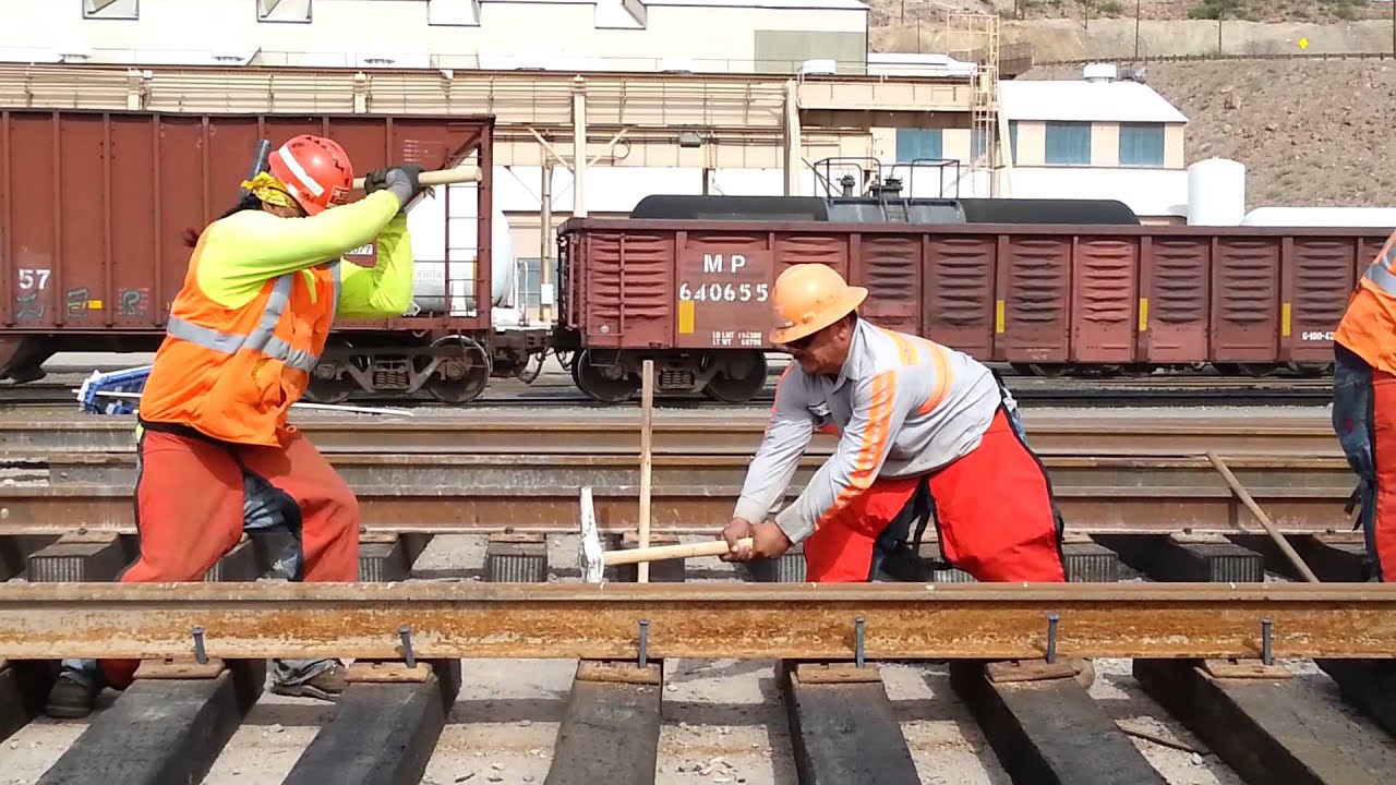 double spiking railroad - YouTube