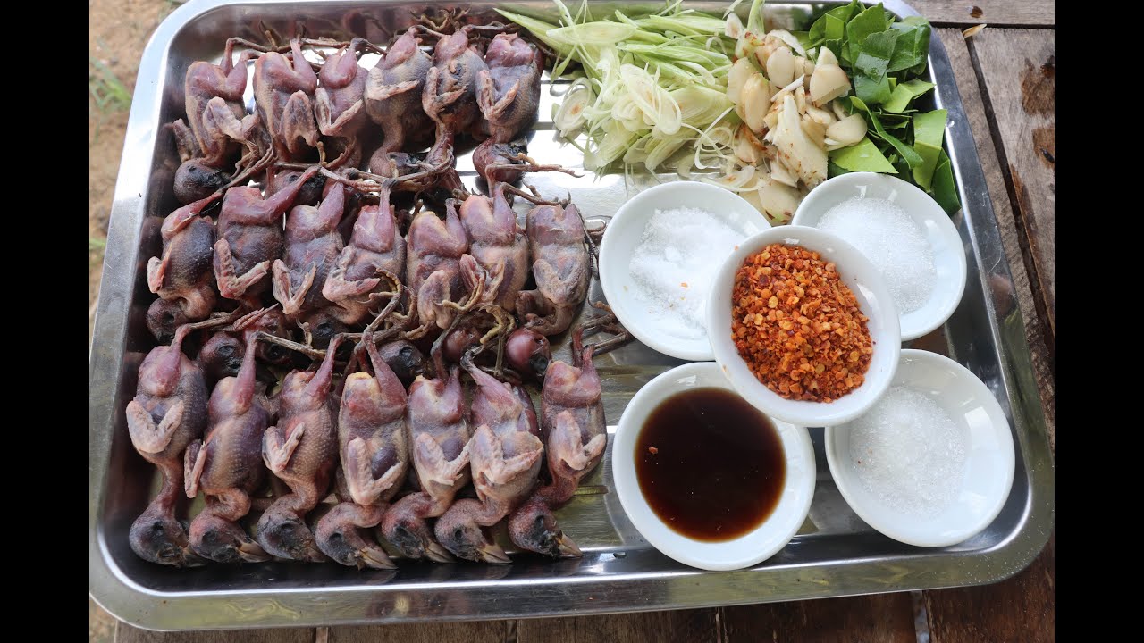 Deep fried small birds #strangefoods - YouTube