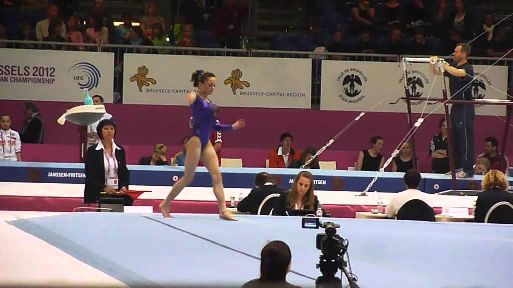 Angel Romaeo CG juniors sol - CE Bruxelles 2012 - YouTube