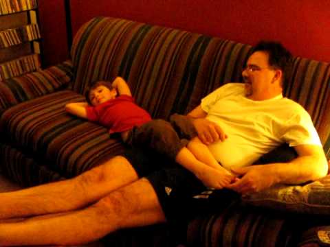 You're not doing it right dad! 03-31-2010