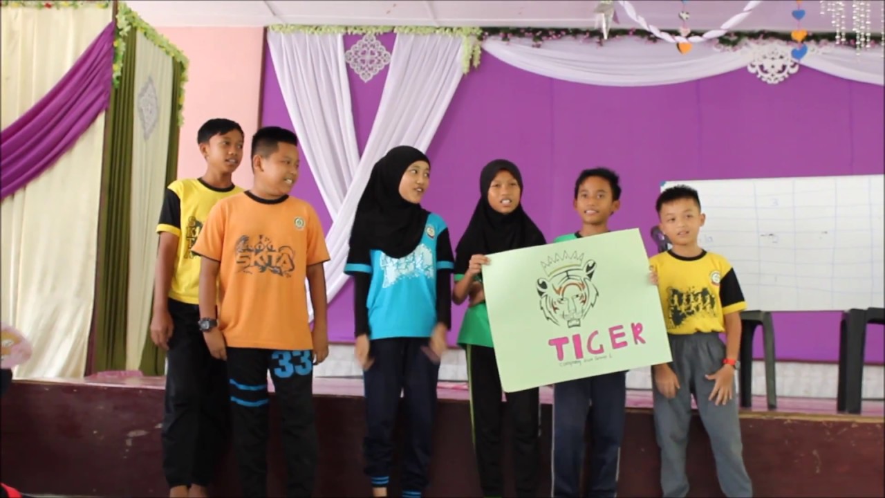 Zero To Hero 2018 : Kayak UNIMAS - YouTube