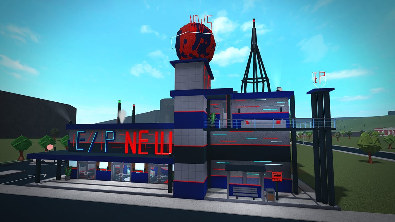 touring a huge news station in bloxburg - YouTube