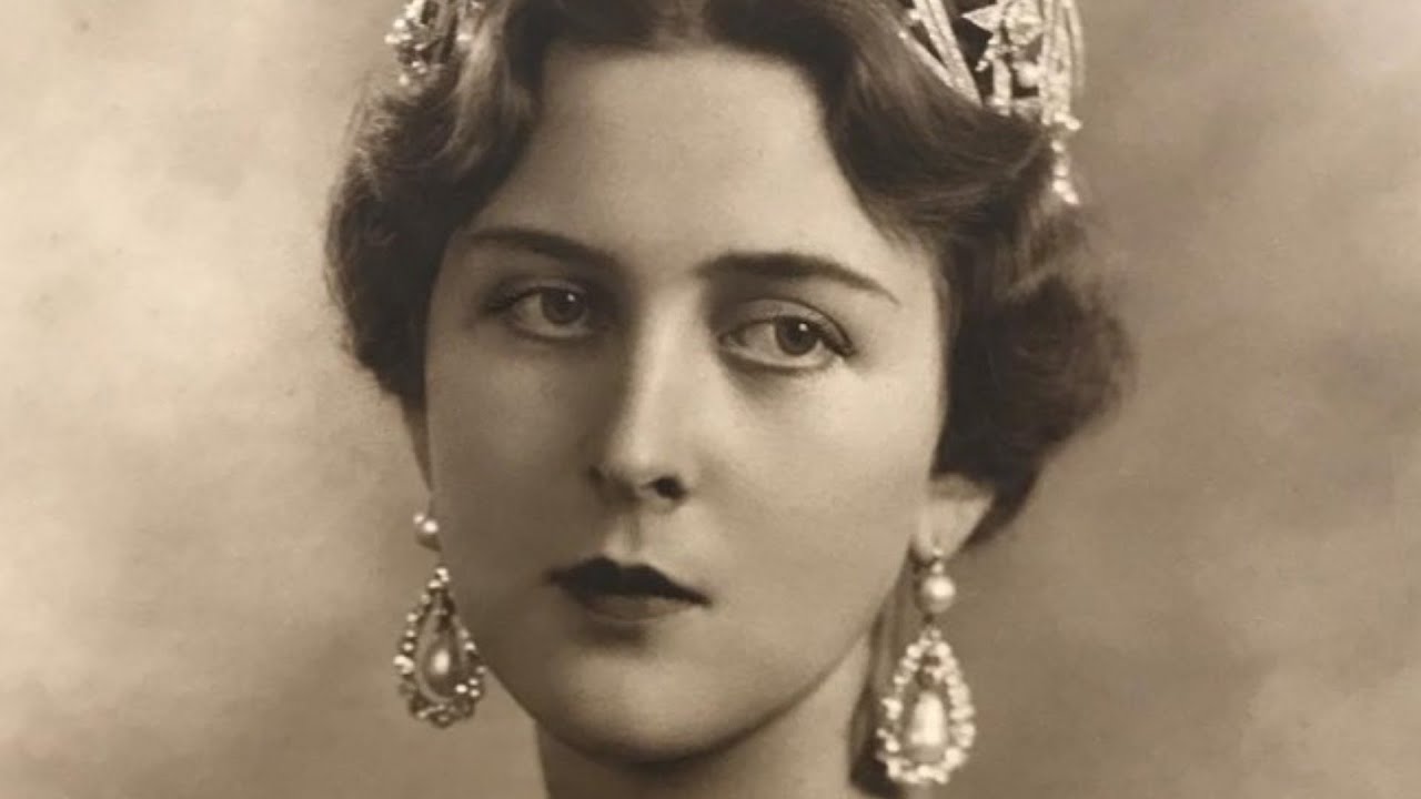 The Tragic Death Of Prince Philip's Sister, Princess Cecilie - YouTube