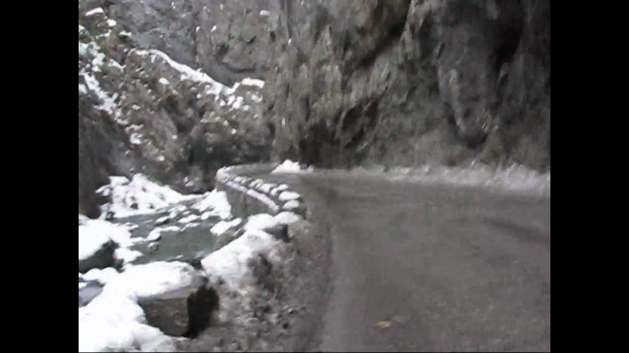 Calator prin lume 2 - YouTube