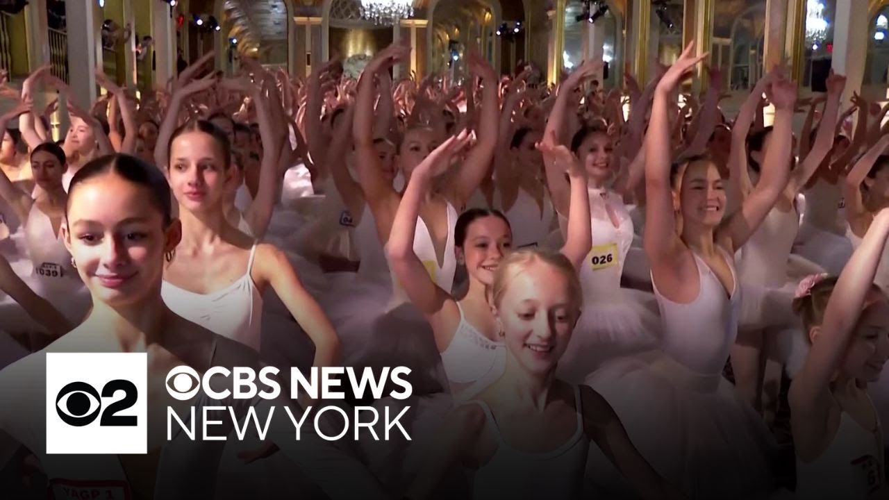 Ballerinas set Guinness World Record for dancing on pointe at Plaza ...