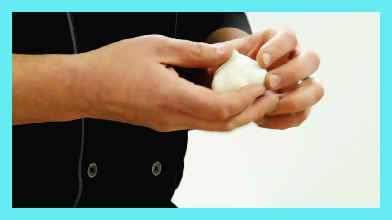 The RIGHT Way to Chop Garlic | UBC Chef Tips - YouTube