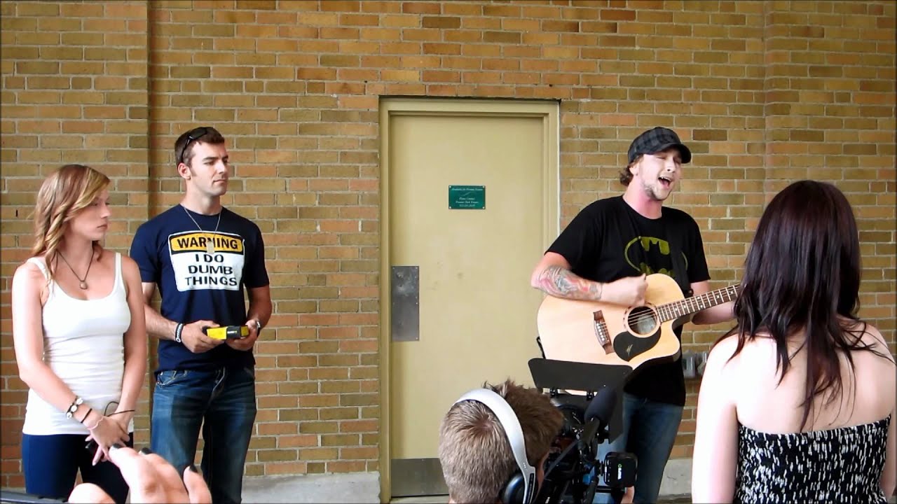 20120610 Epic Man & Monkey Hugs! (meeting Katers17 and SMPFilms) - YouTube