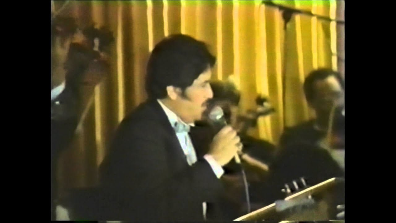 Mariachi Los Galleros de Pedro Rey El Amor Y Pedro Rey Gracias - YouTube