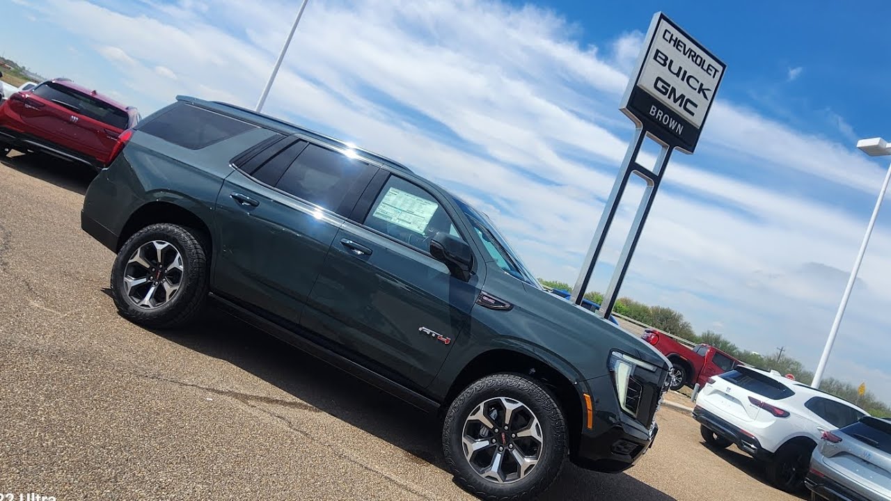 2025 GMC Yukon AT4 Ultimate in Midnight Pine Metallic with Obsidian ...