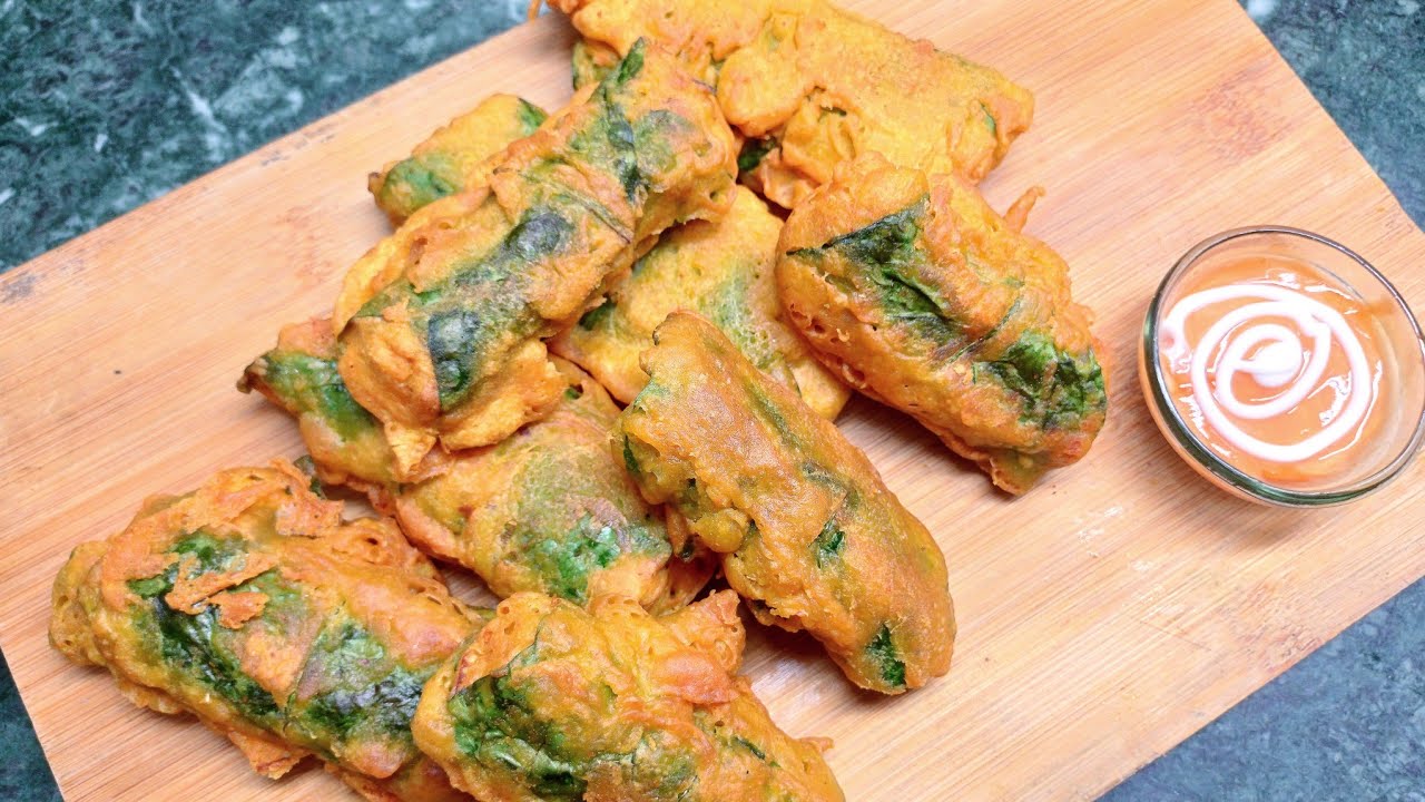 Palak Roll | 5-Minute Spinach Rolls | Healthy & Crunchy Snacks - YouTube