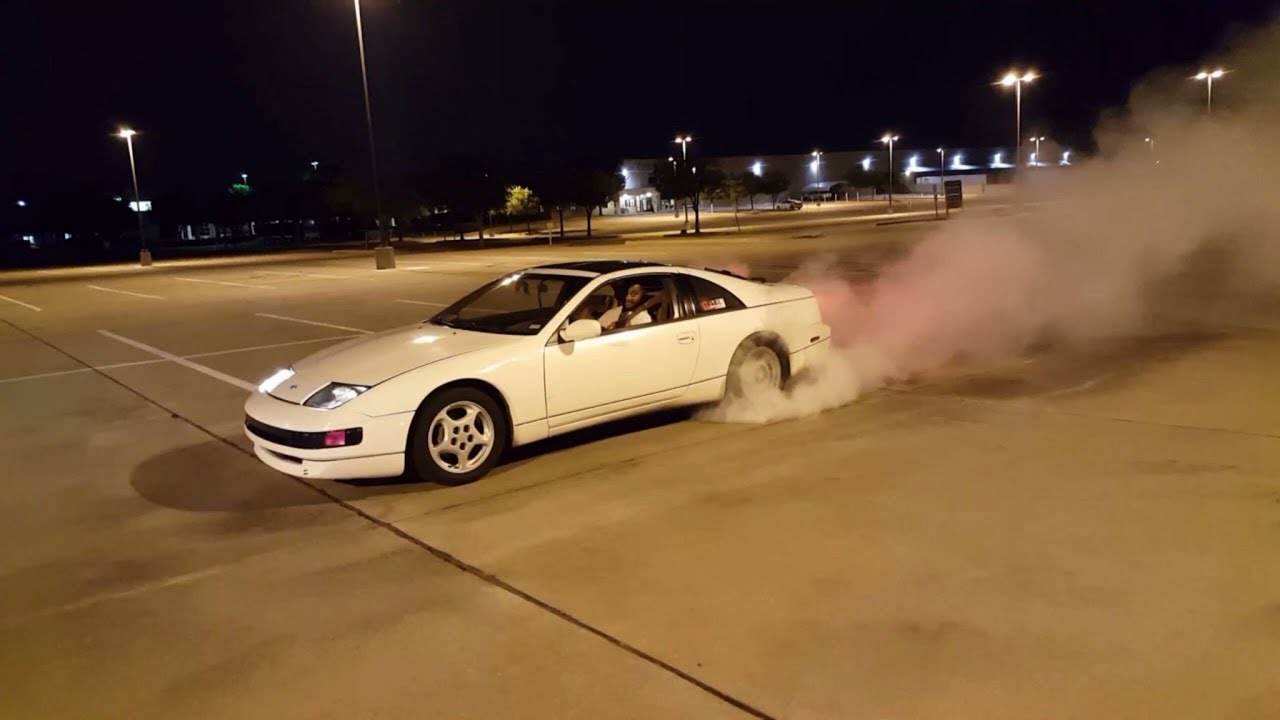 DRIFTING A NISSAN Z32 300ZX!! - YouTube